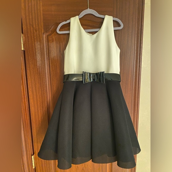 Zoe Ltd | Dresses | Zoe Fit And Flare Black Dress | Poshmark